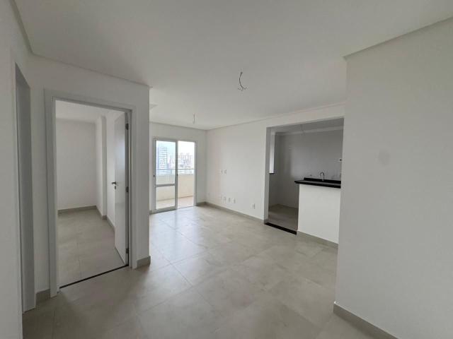 Apartamento em Vila Tupi, Praia Grande/SP de 57m² 1 quartos à venda por R$ 429.000,00