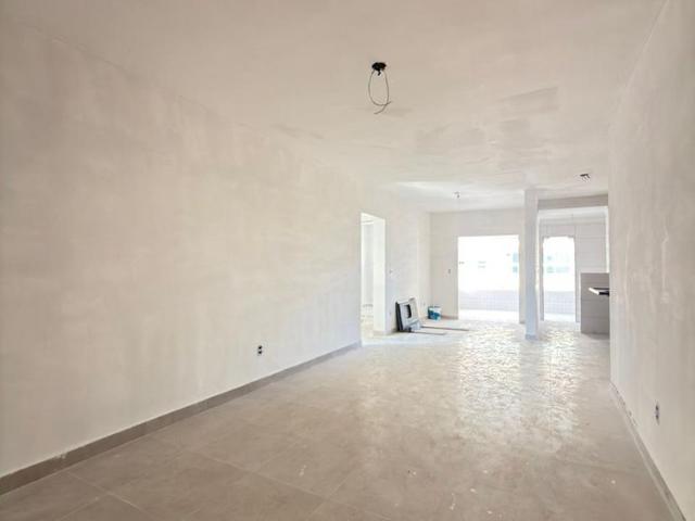 Apartamento em Vila Tupi, Praia Grande/SP de 85m² 2 quartos à venda por R$ 589.000,00