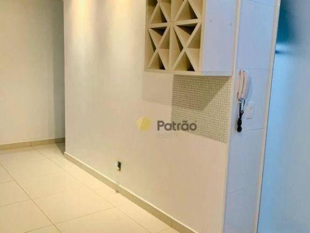 Apartamento em Vila Valparaíso