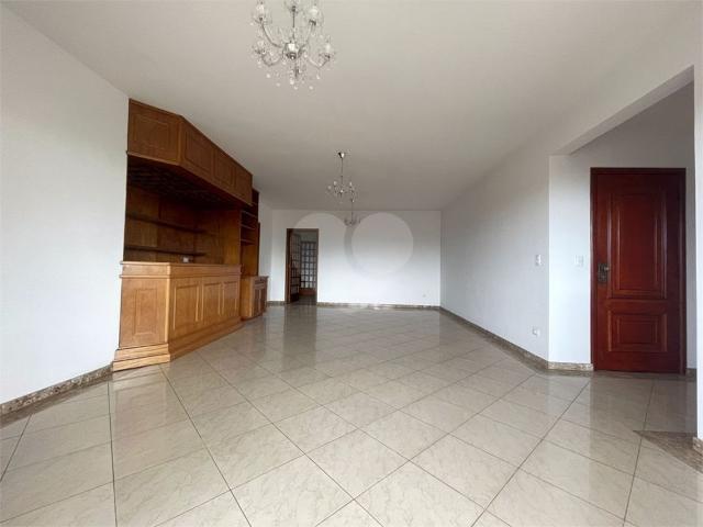 Apartamento em Vila Vianelo, Jundiaí/SP de 210m² 4 quartos à venda por R$ 909.900,00