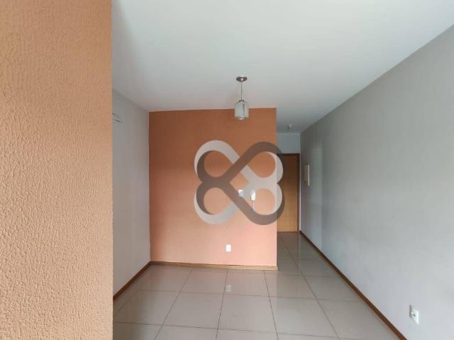 Apartamento em Vitória, Londrina/PR de 60m² 3 quartos à venda por R$ 369.000,00