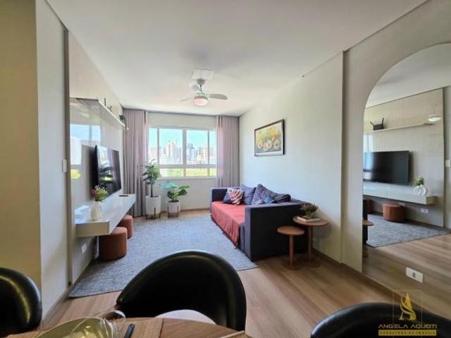 Apartamento em Zona 07, Maringá/PR