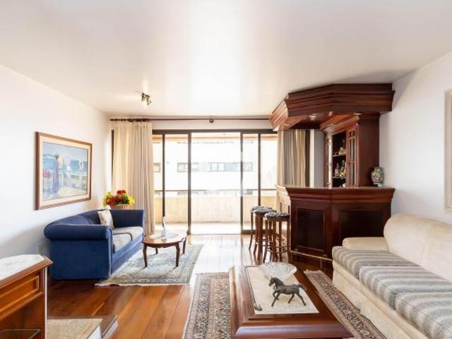Apartamento em Aclimação