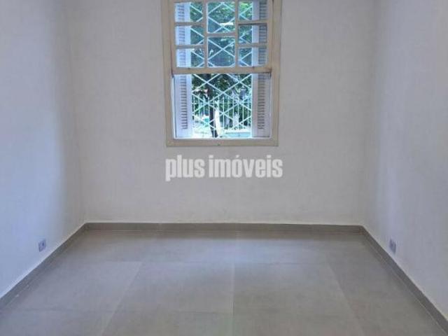 Apartamento em Aclimação com 130m²