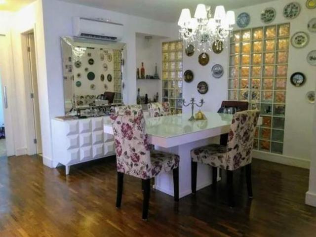 Apartamento em Aclimação com 140 m²!
