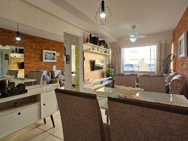 Apartamento em Aberta dos Morros
