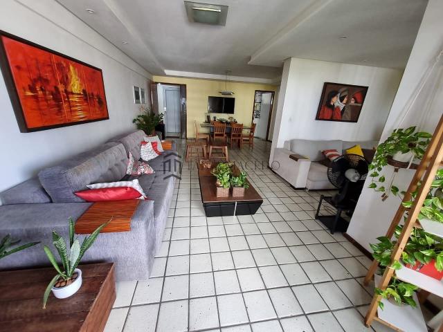Apartamento em Aflitos, Recife/PE de 131m² 4 quartos à venda por R$ 889.900,00