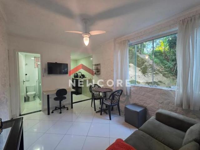 Apartamento em Alameda Ari Barroso Ilha Porchat São Vicente/SP