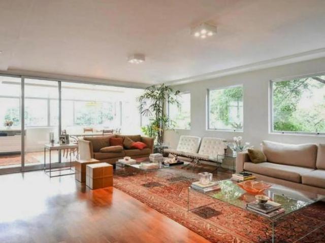 Apartamento em Alameda Campinas Jardim Paulista São Paulo/SP