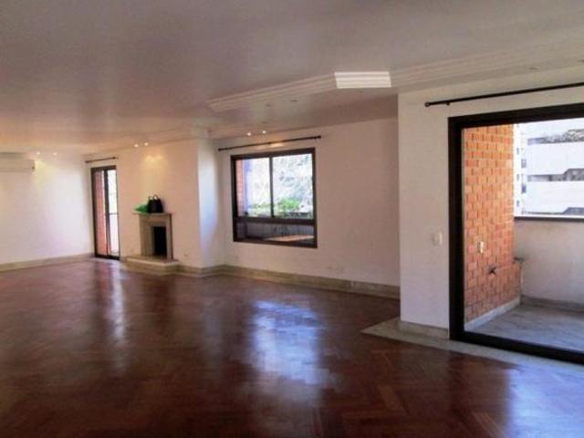Apartamento em Alameda Casa Branca Jardim Paulista São Paulo/SP