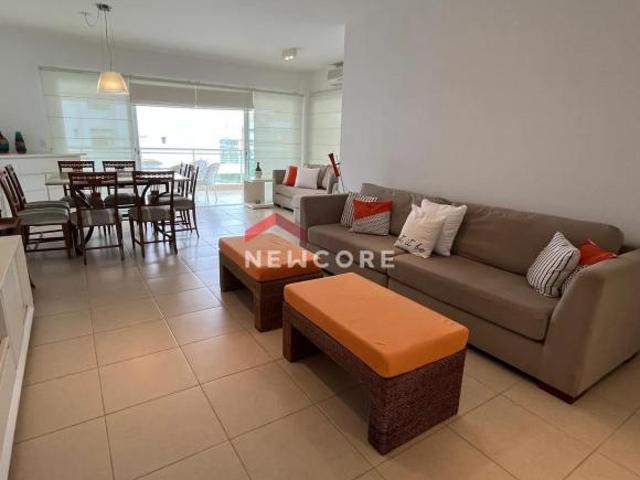 Apartamento em Alameda do Remo Riviera de São Lourenço Bertioga/SP