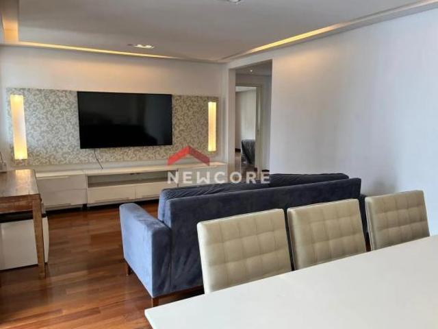 Apartamento em Alameda dos Arapanés Moema São Paulo/SP