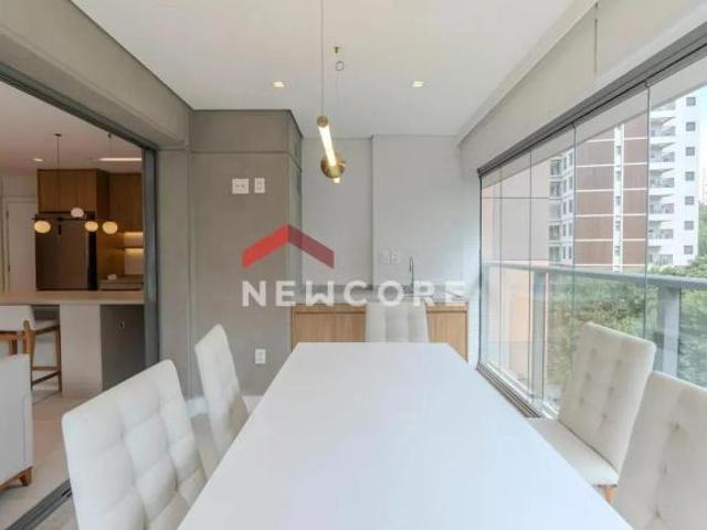 Apartamento em Alameda Gabriel Monteiro da Silva Jardim América São Paulo/SP