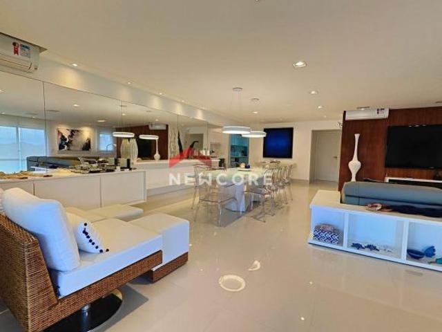 Apartamento em Alameda Jurua Riviera de São Lourenço Bertioga/SP