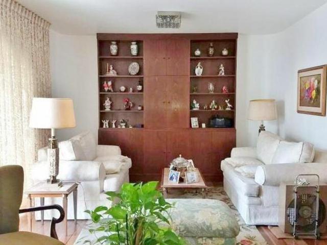 Apartamento em Alameda Joaquim Eugênio de Lima Jardim Paulista São Paulo/SP