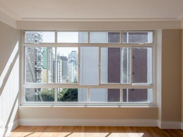 Apartamento em Alameda Joaquim Eugênio de Lima Jardim Paulista São Paulo/SP