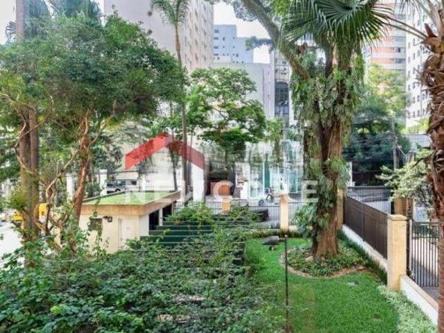 Apartamento em Alameda Joaquim Eugênio de Lima Jardim Paulista São Paulo/SP