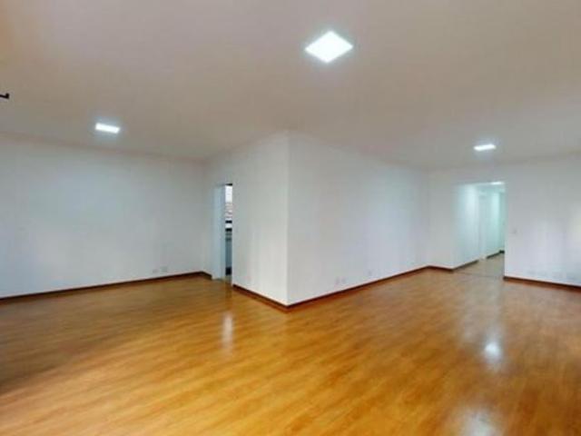 Apartamento em Alameda Joaquim Eugênio de Lima Jardim Paulista São Paulo/SP