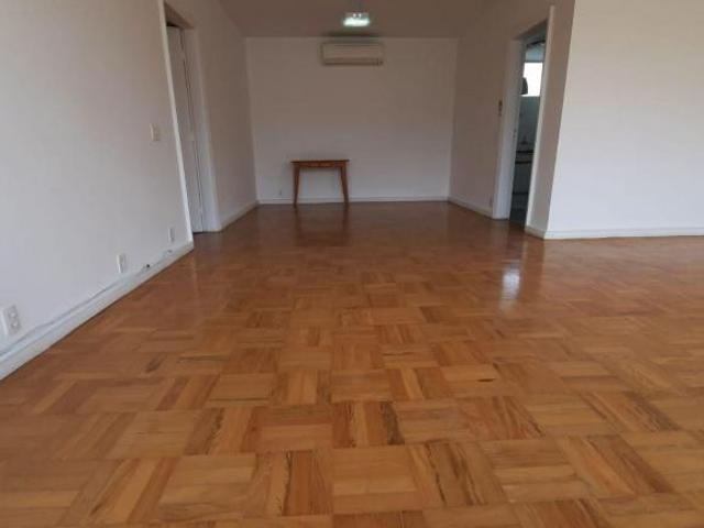Apartamento em Alameda Joaquim Eugênio de Lima Jardim Paulista São Paulo/SP