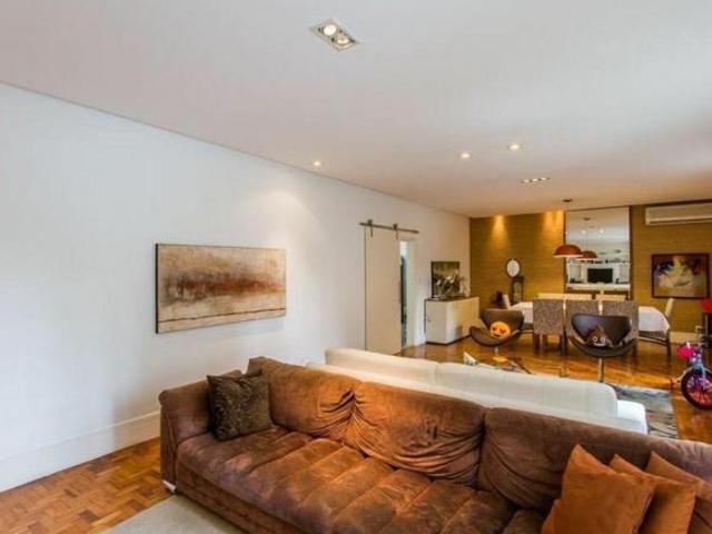 Apartamento em Alameda Joaquim Eugênio de Lima Jardim Paulista São Paulo/SP