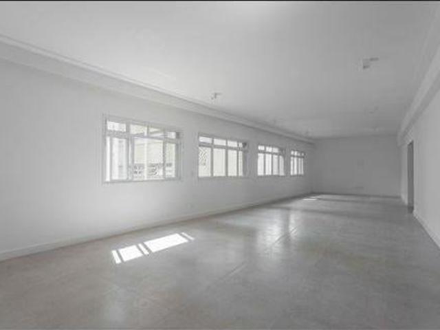 Apartamento em Alameda Joaquim Eugênio de Lima Jardim Paulista São Paulo/SP