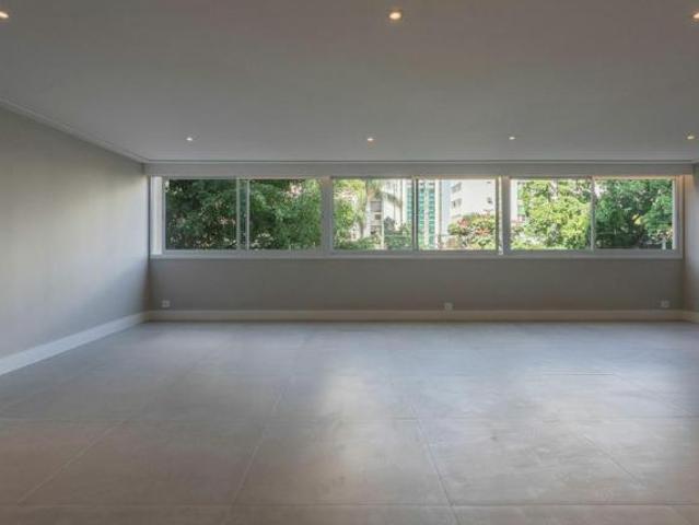 Apartamento em Alameda Lorena Jardim América São Paulo/SP