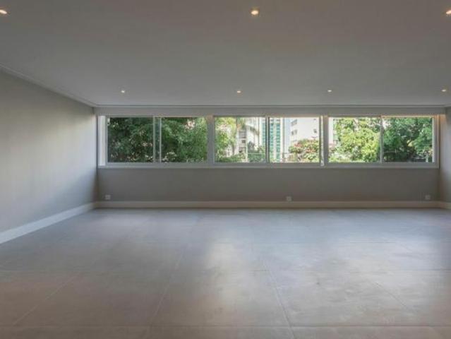 Apartamento em Alameda Lorena Jardim América São Paulo/SP