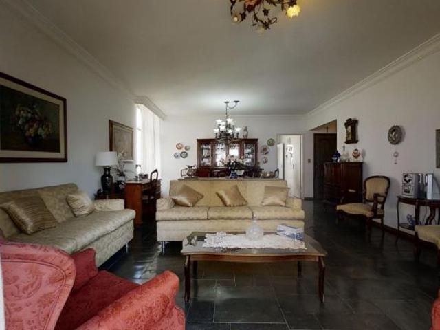 Apartamento em Alameda Lorena Jardim Paulista São Paulo/SP