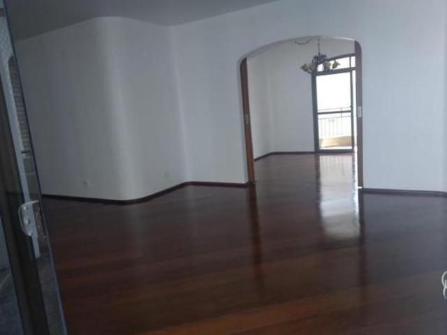 Apartamento em Alameda Sarutaiá Jardim Paulista São Paulo/SP
