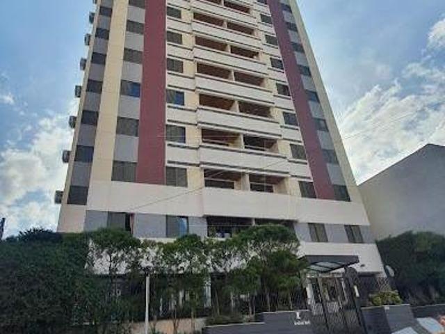 Apartamento em Alto Cafezal Central Park Marília por R$ 340.000