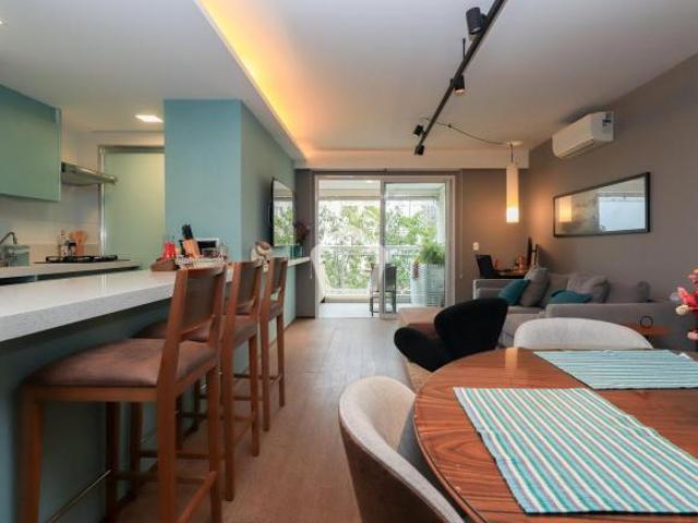 Apartamento em Alto de Pinheiros