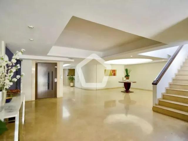 Apartamento em Alto de Pinheiros