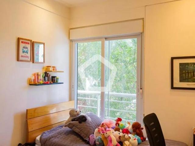Apartamento em Alto de Pinheiros
