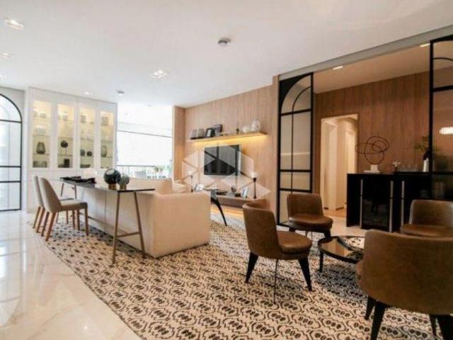 Apartamento em alto padrão com 92m², 2 suítes e 2 vagas City Lapa