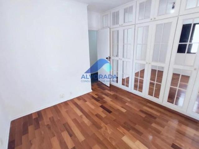 Apartamento em Altos do Esplanada, São José dos Campos/SP de 156m² 4 quartos à venda por R$ 1.050.00