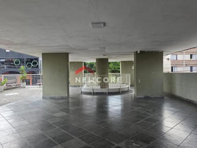 Apartamento em Rua Amador Bueno da Ribeira Centro São Vicente/SP