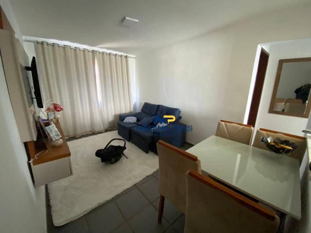 Apartamento em Amendoeira, São Gonçalo/RJ de 60m² 2 quartos à venda por R$ 149.900,00