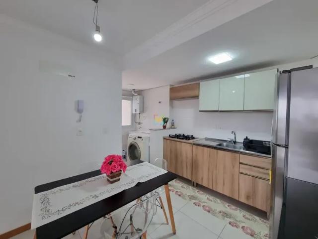 Apartamento em andar alto à venda no bairro Bela Vista em São José
