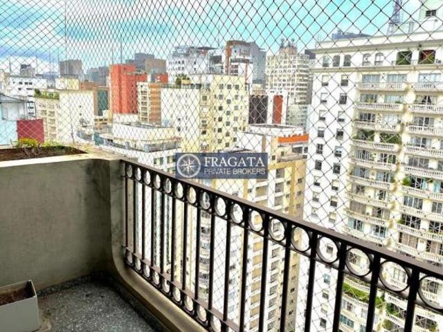 Apartamento em andar alto com 250 mt, 4 dormitórios, 3 vagas no Jardim Paulista