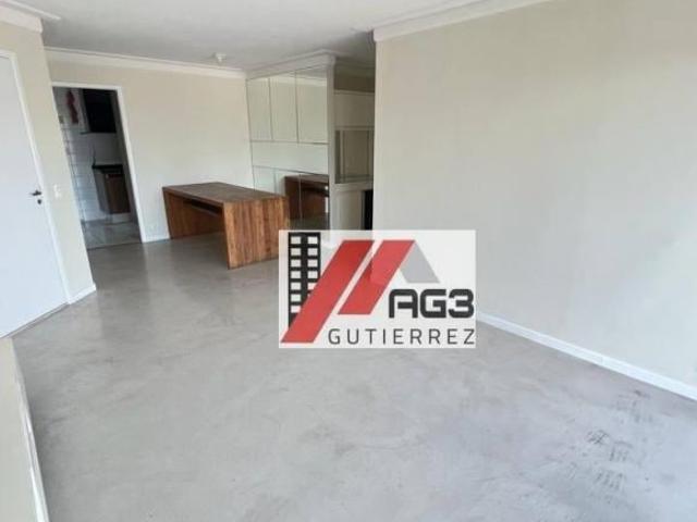 Apartamento em andar alto com 3 dormitórios, suíte, varanda e duas vagas de garagem cobertas na Pomp