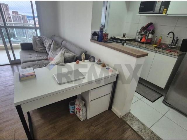 Apartamento em andar alto com vista livre!
