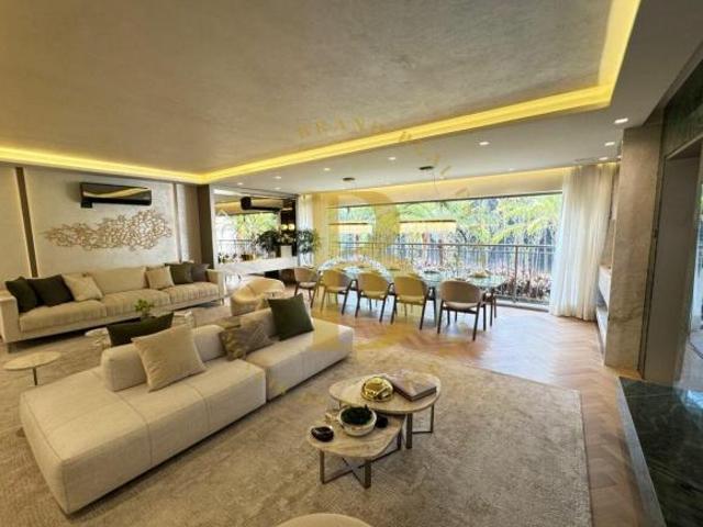 Apartamento em andar alto, condomínio com lazer completo no Brooklin