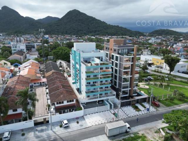 Apartamento em andar face leste/sul com vista para o mar!