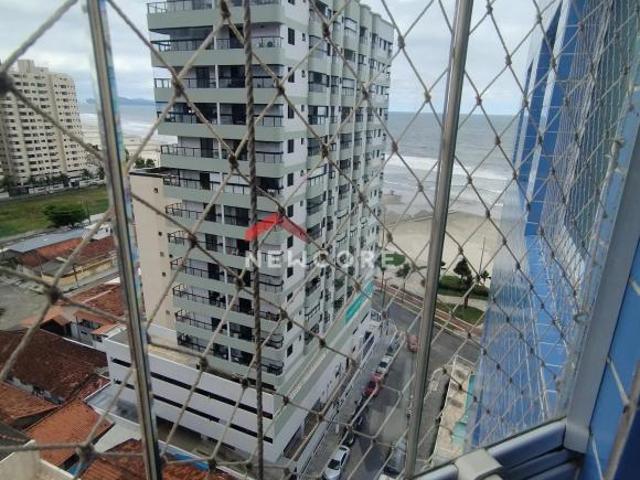 Apartamento em Angelo Perino Maracanã Praia Grande/SP