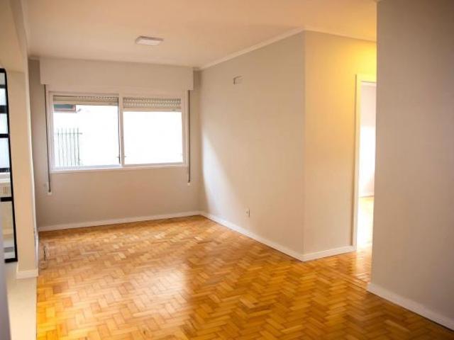 Apartamento em Auxiliadora