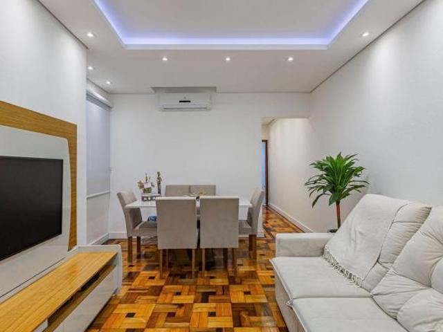Apartamento em Auxiliadora
