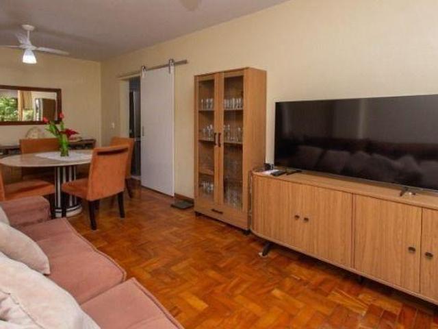 Apartamento em Auxiliadora