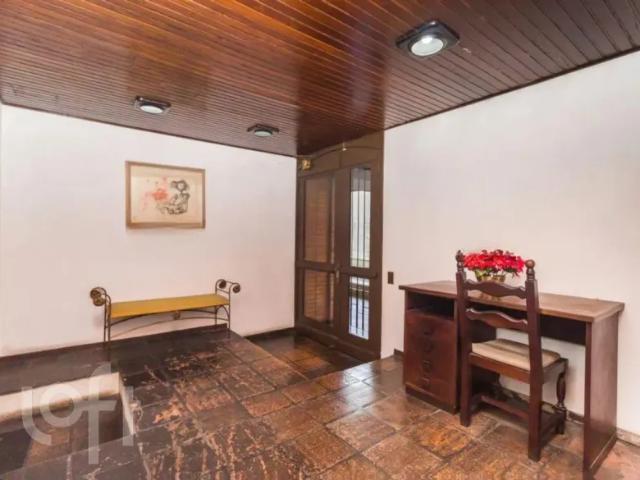 Apartamento em auxiliadora com 76 m², 2 quartos, 1 vagaapartamento de 136 m² no higienópolis, 2 do
