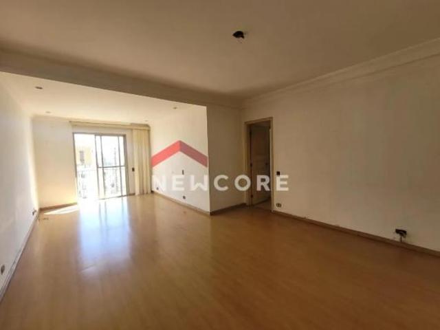 Apartamento em Avenida Macuco Moema São Paulo/SP