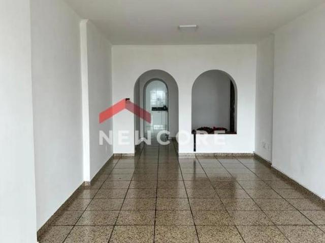 Apartamento em Avenida Manoel da Nóbrega Itararé São Vicente/SP